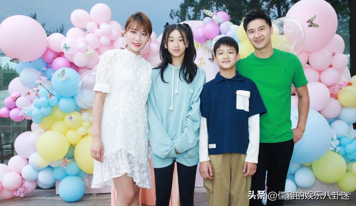 Tian Liang posts a family portrait, the son is like a mother, the ...