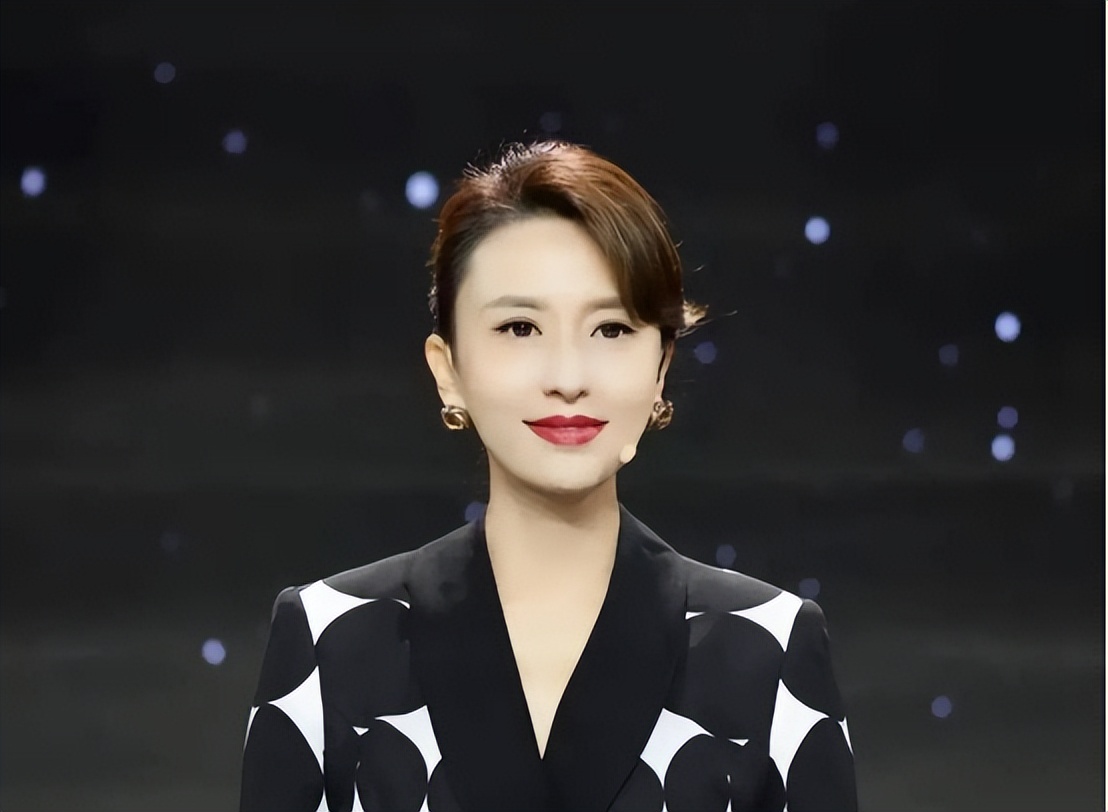 Zhang Lei's live broadcast popularity has increased greatly, and she ...
