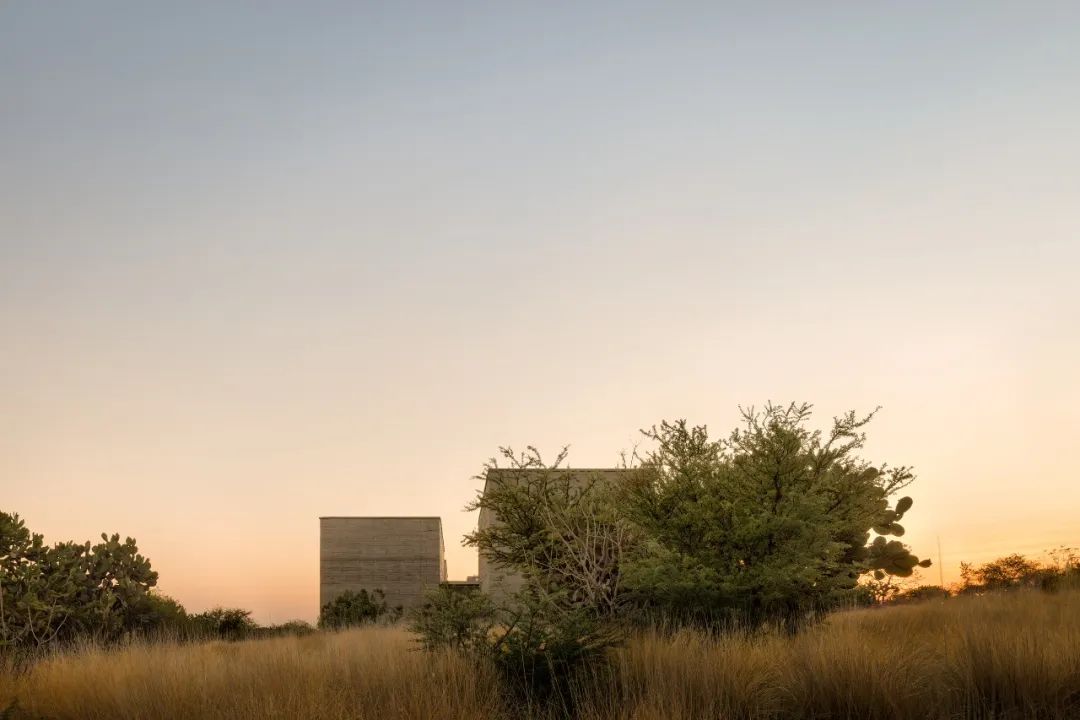 Thousand-year-old concrete technology creates extraordinary residential ...