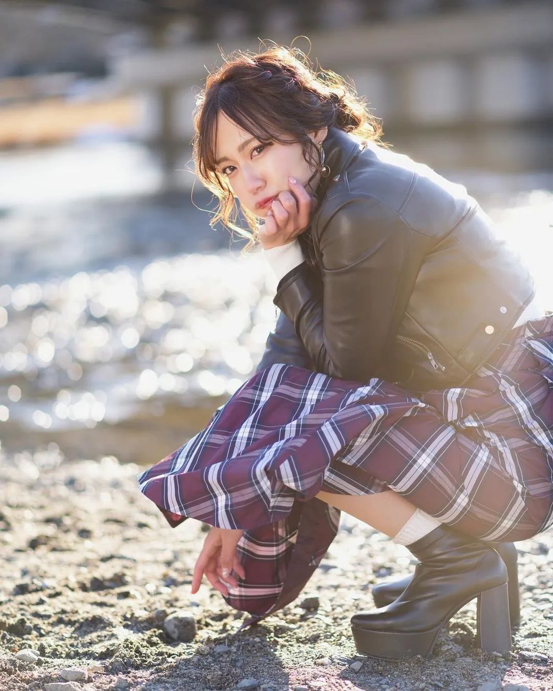 Seiko Kirishima, a Japanese racing girl, has a slim figure, stands out ...