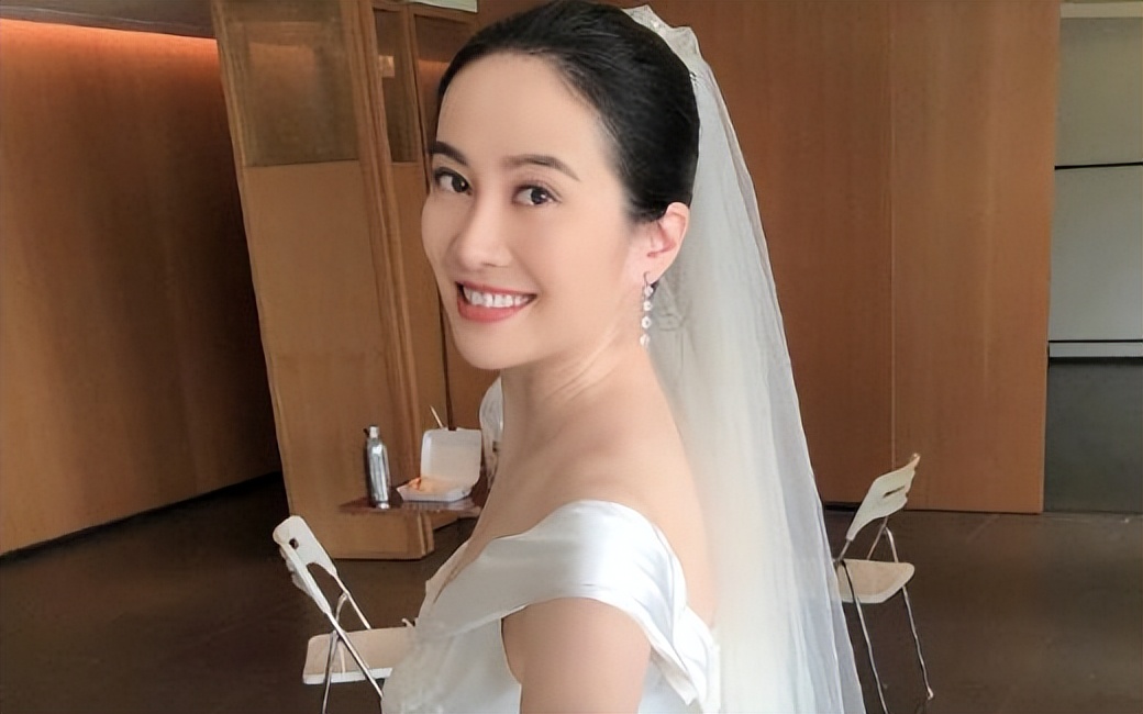 shame! 43-year-old Michelle Ye officially announced her marriage, her ...