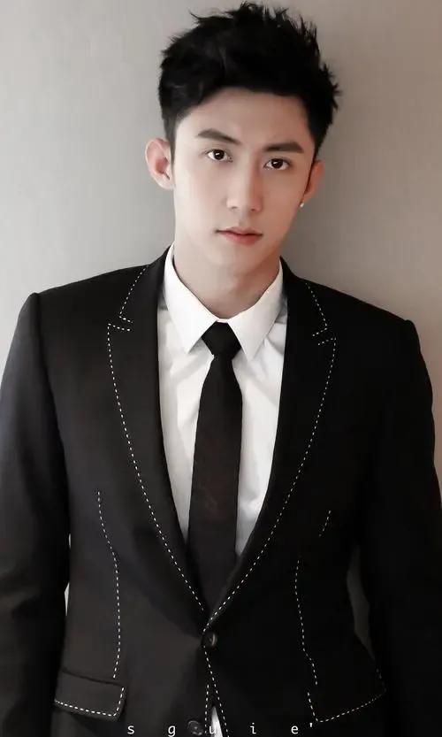 Huang Jingyu: As an actor, Huang Jingyu has been constantly challenging ...