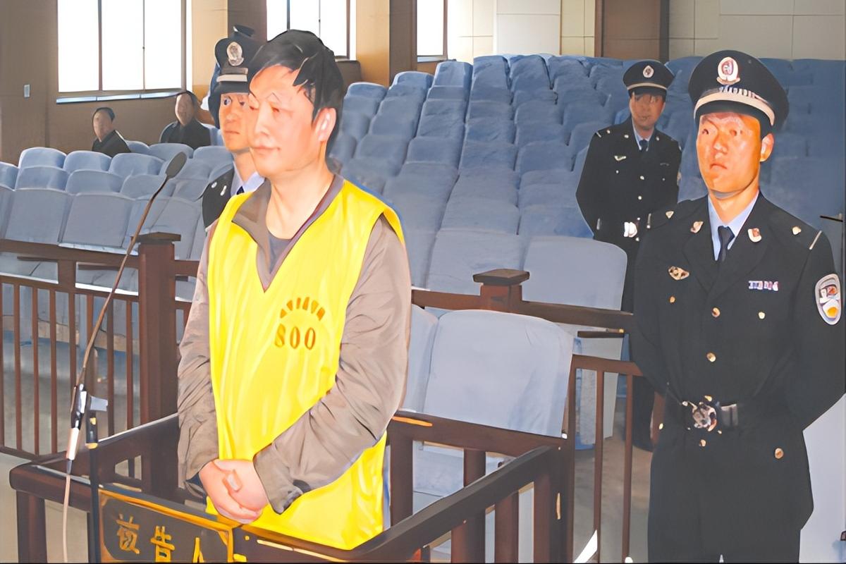 Documentary review: Xu Xiaogang, the "police scum", is obsessed with ...