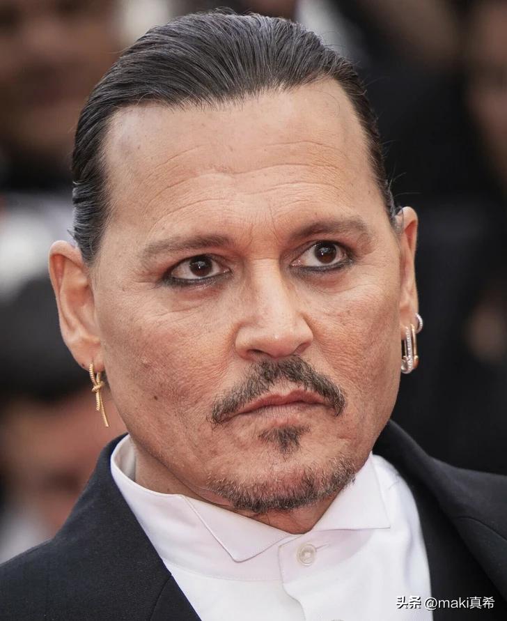 Pirates of the Caribbean Captain Johnny Depp Returns to the Big Screen ...