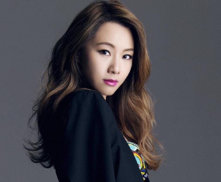 So far unmarried Hong Kong female star, the oldest is 76 years old, the ...