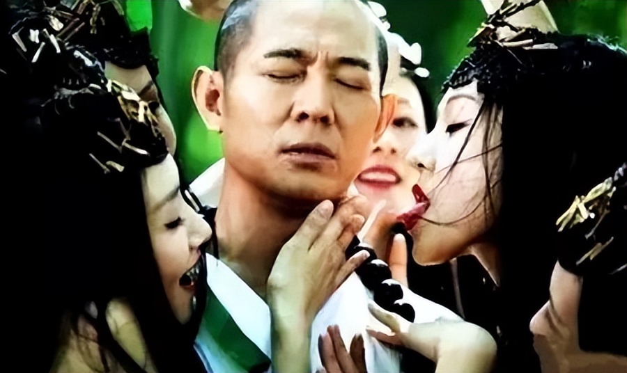 32 years ago, Huang Qiuyan, who was pregnant, was abandoned by Jet Li. How is she doing now ...