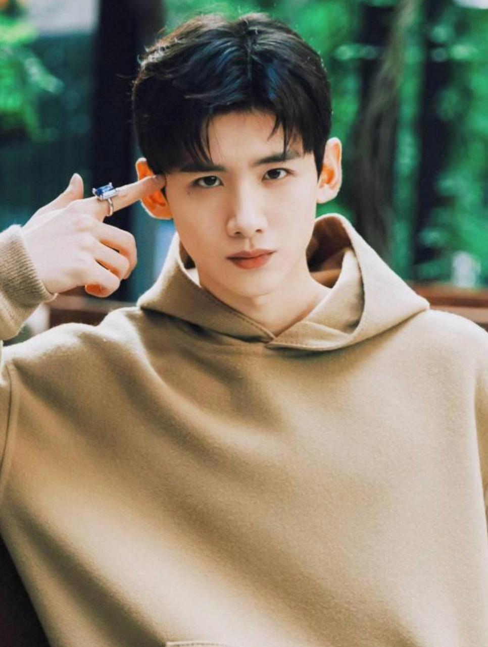 Bai Jingting's love affair exposed?Is your girlfriend the one everyone ...
