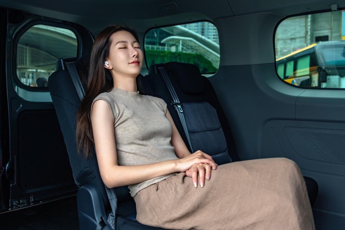 Iveco's new car breaks through the visual imagination, just look at the profile and you will ...