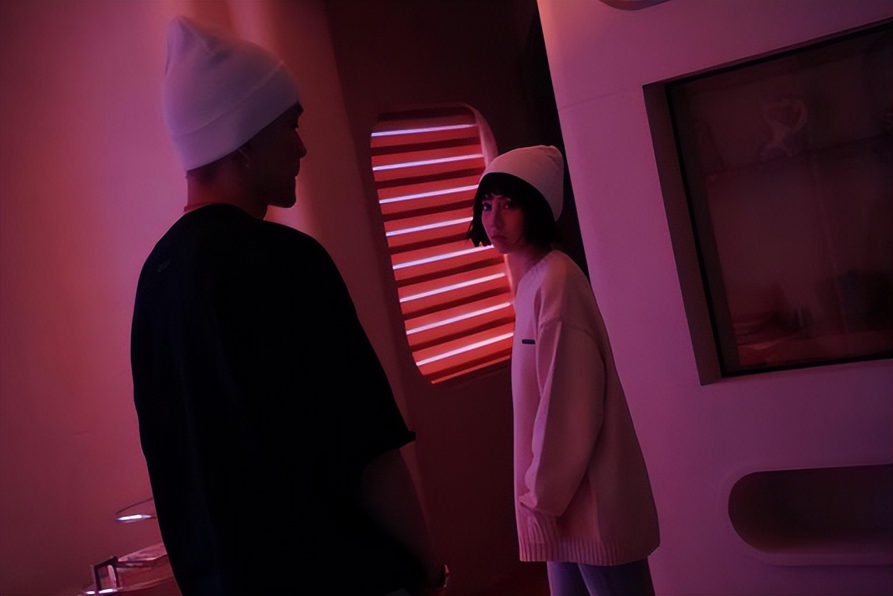 The second song of GEM Deng Ziqi's new album "HELL" is on the line ...