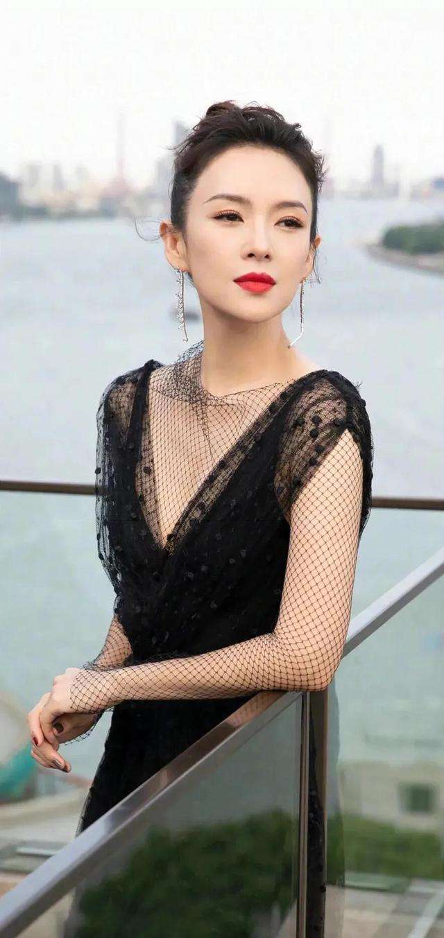 Zhang Ziyi shows off her chopstick legs in hot pants - iNEWS