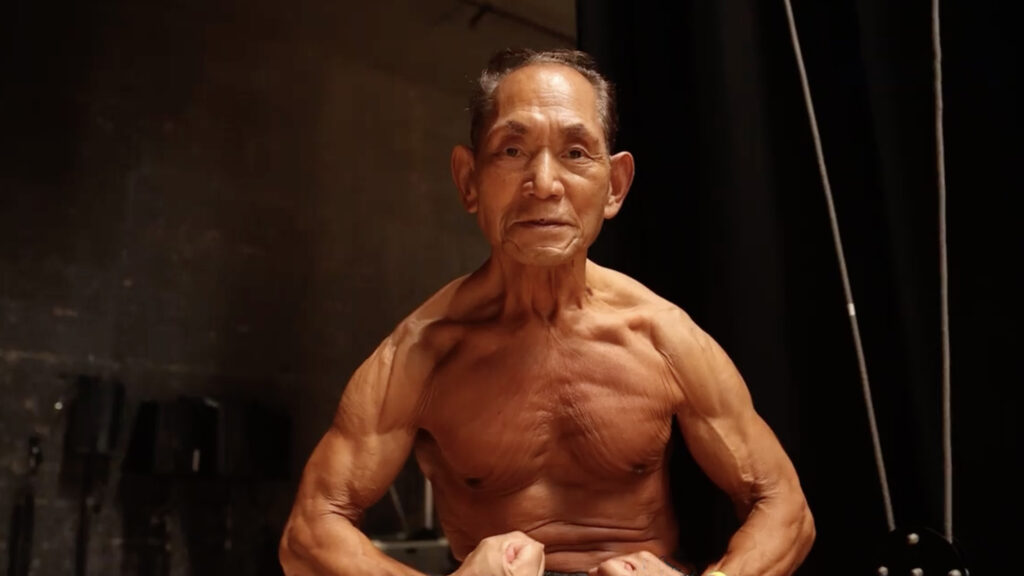86-year-old Kanazawa Shunsuke breaks the record for Japan's oldest ...