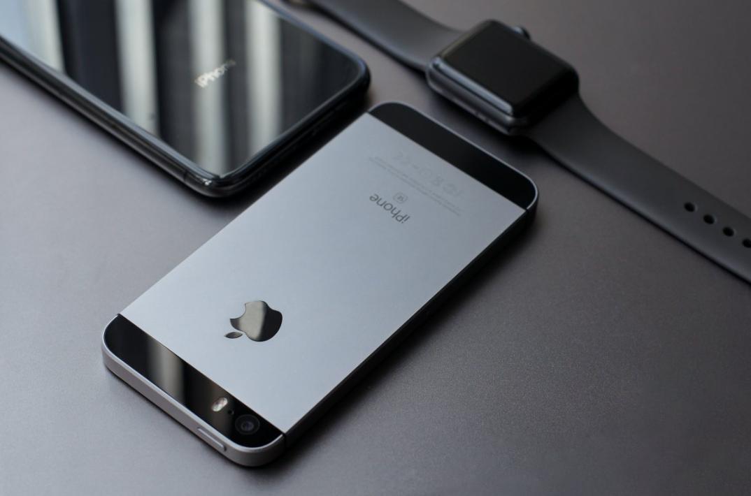 After using Apple mobile phones and iPads for so long, I only ...