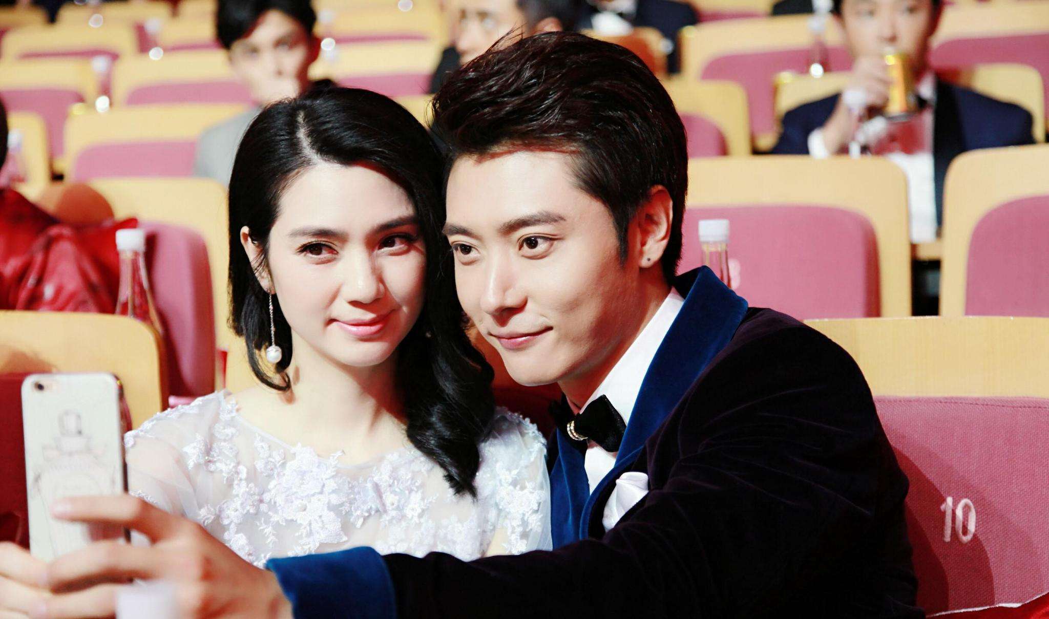 Hong Xin officially announced the divorce in the early morning, and Zhang Danfeng responded in 4 ...