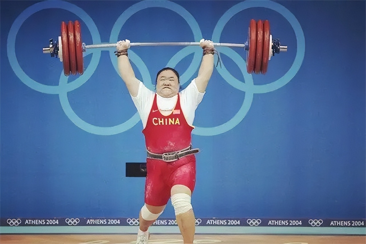 "Weightlifting Champion" Tang Gonghong: Retired at the age of 30, 4 ...
