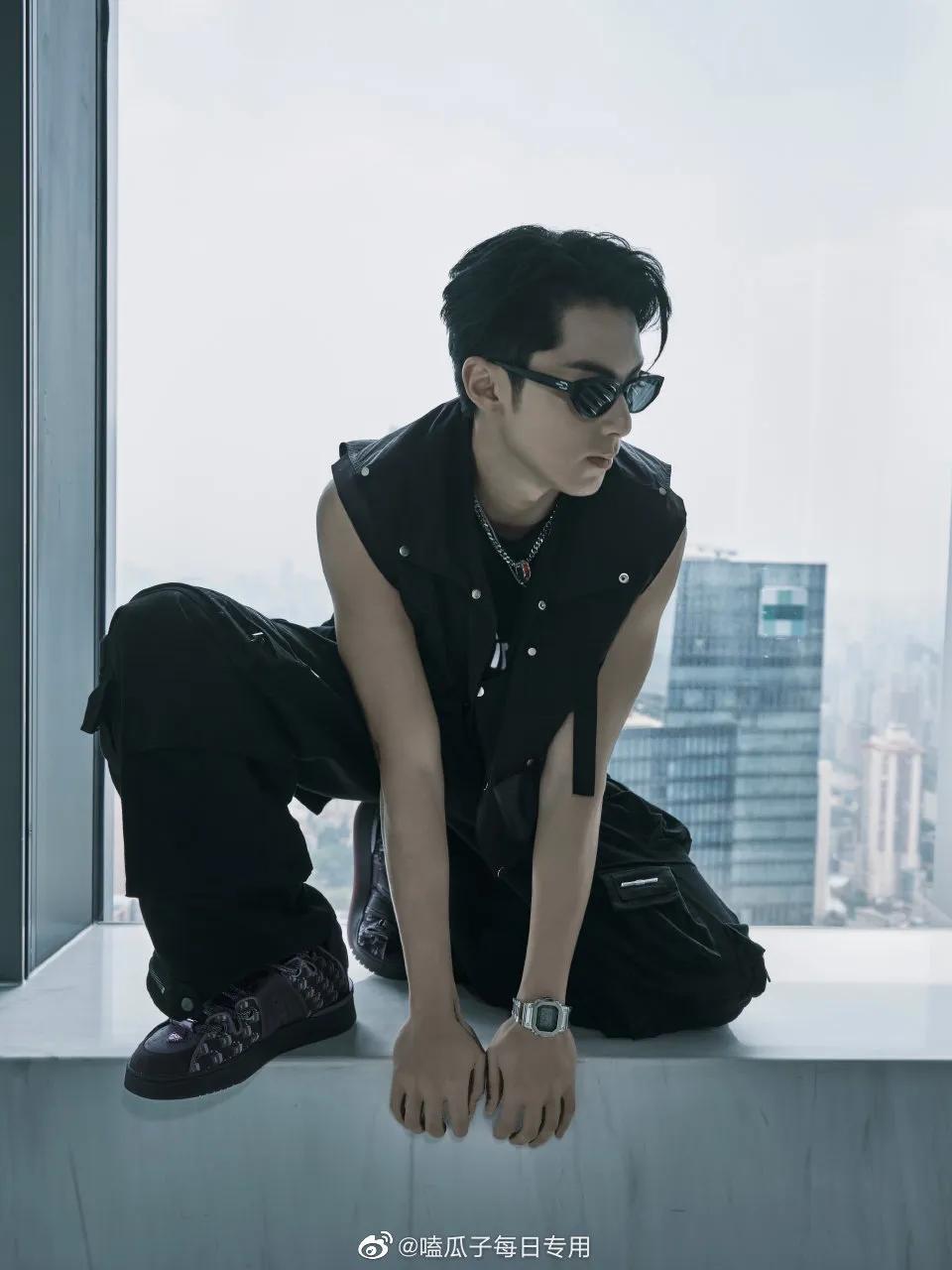 Are Wang Hedi and Cheng Yi's two-day off-the-shelf sports models ...