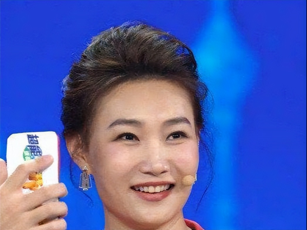 CCTV's top ten most beautiful anchors, Ma Fanshu is a rookie Huadan ...