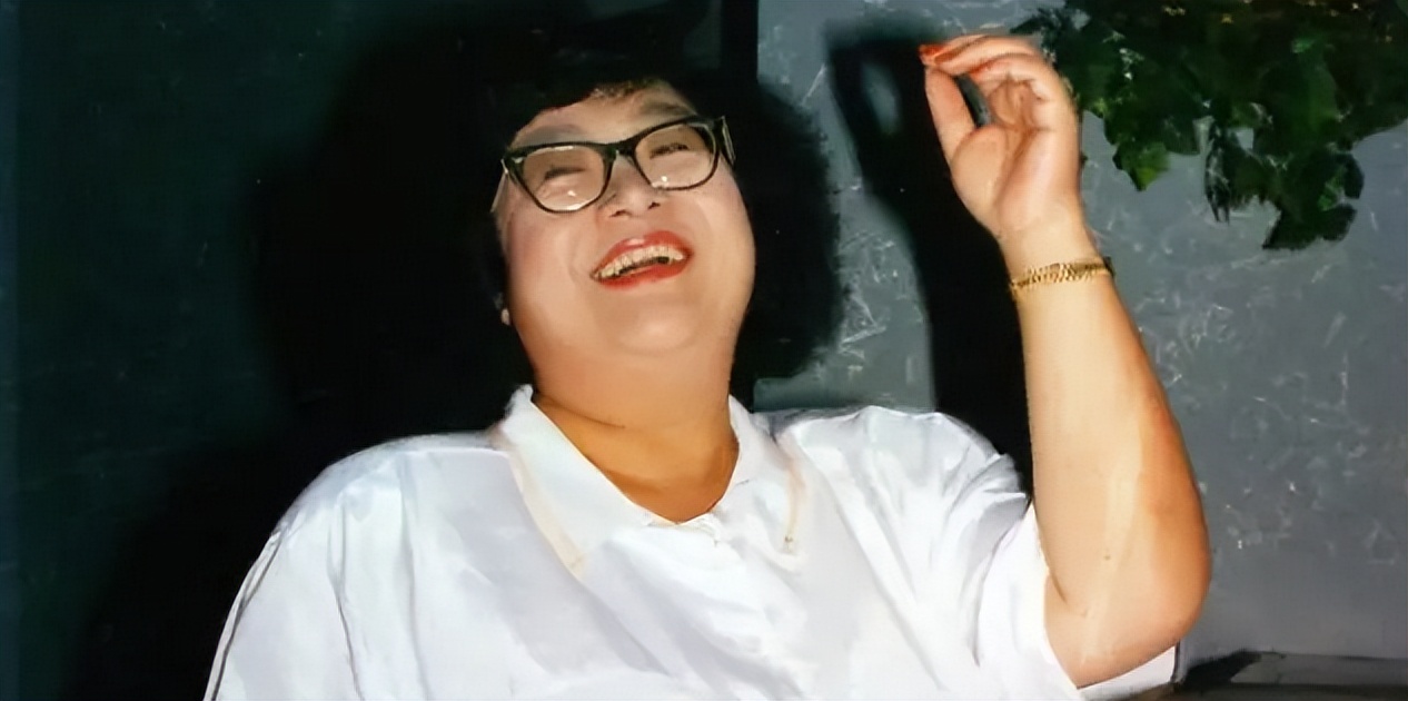 Shen Dianxia and Zheng Shaoqiu: What did love and marriage bring - iNEWS