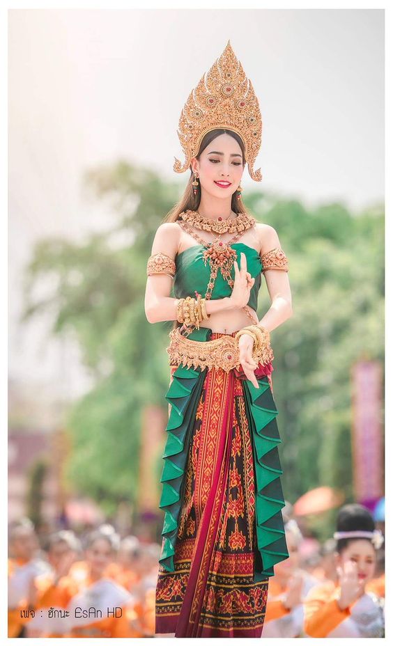 The China-Myanmar border welcomes a large number of Burmese beauties ...