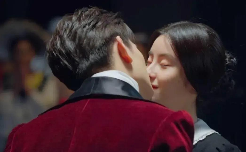 "Zeng Juvenile": Ren Siyu is pregnant and forced into the palace, Xie Qiao loves too humblely ...