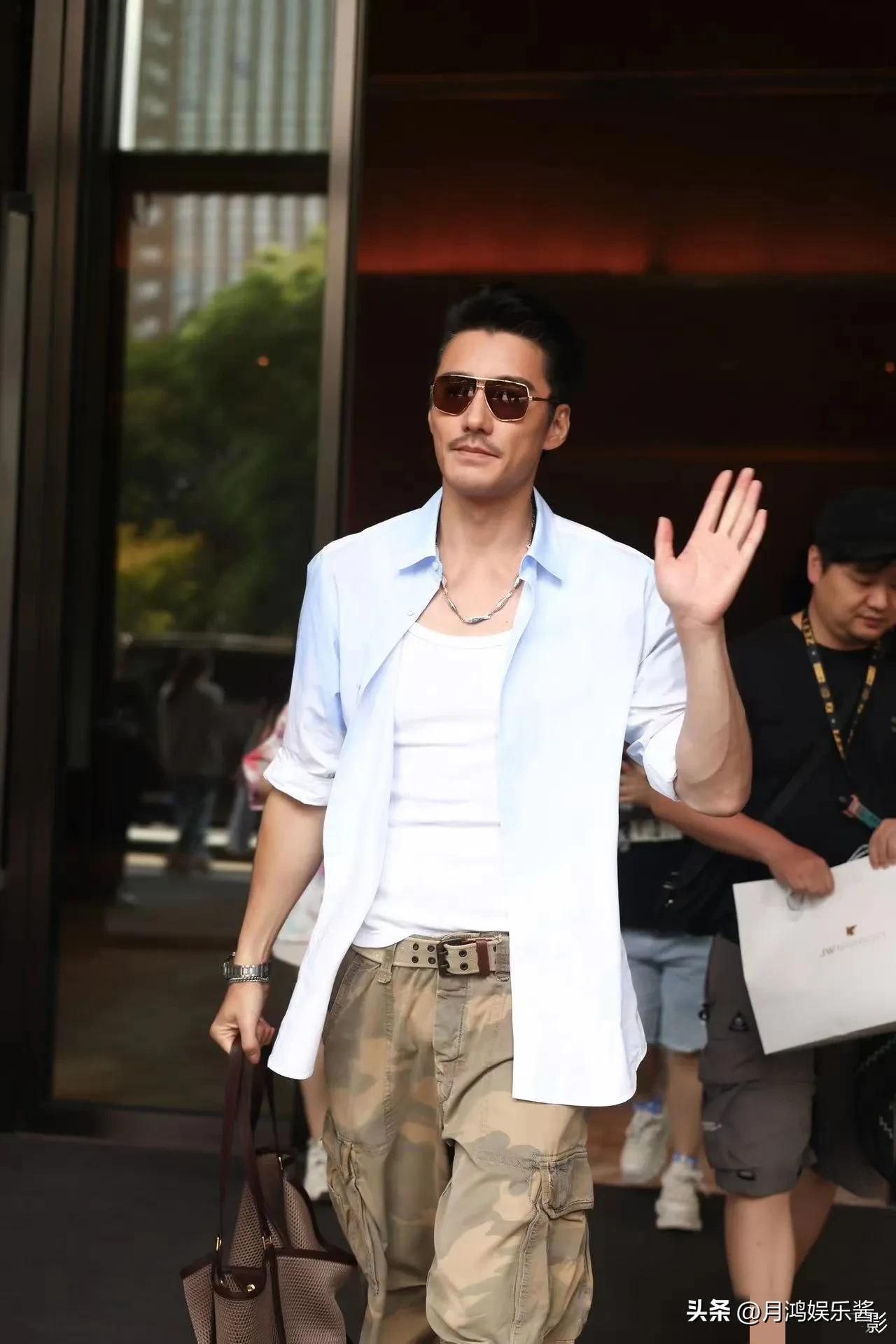 Entertainment Gossip: Jimmy Lin Zhang Wanyi Hu Bing Zhao Lusi Zhou Ye ...