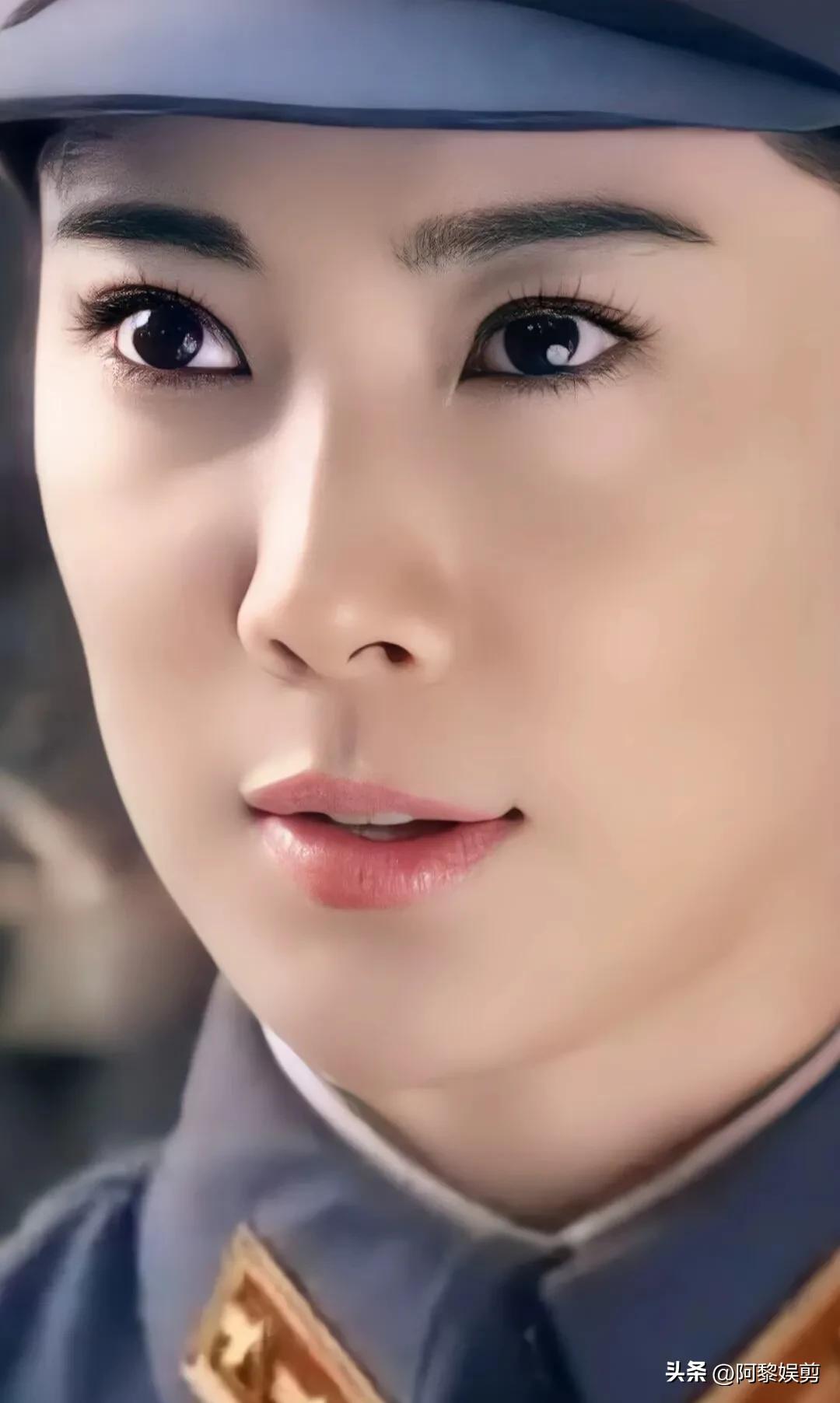 The goddess of the army Wang Ke is so beautiful - iNEWS