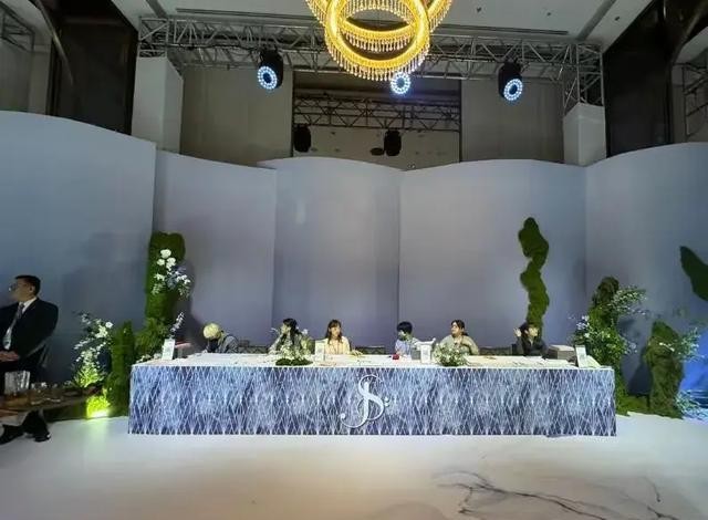 Jam Hsiao and Julia Lin got married! Alyssa Chia, Shu Qi, and Xiang Tai ...