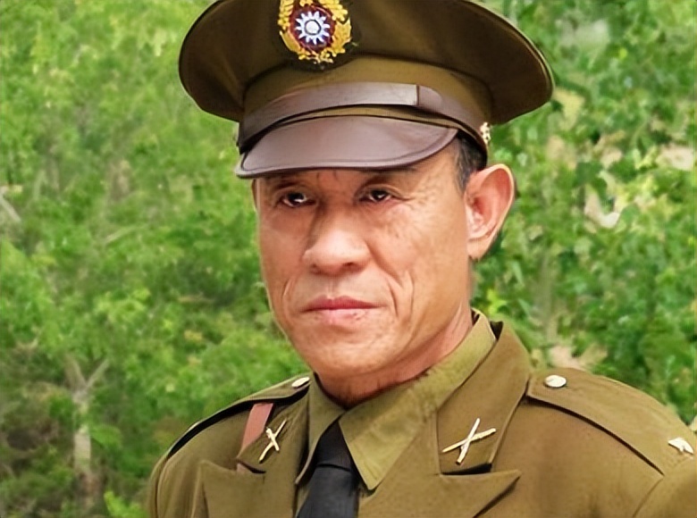 Du Zhiguo and Du Chun: The father got married three times and divorced ...