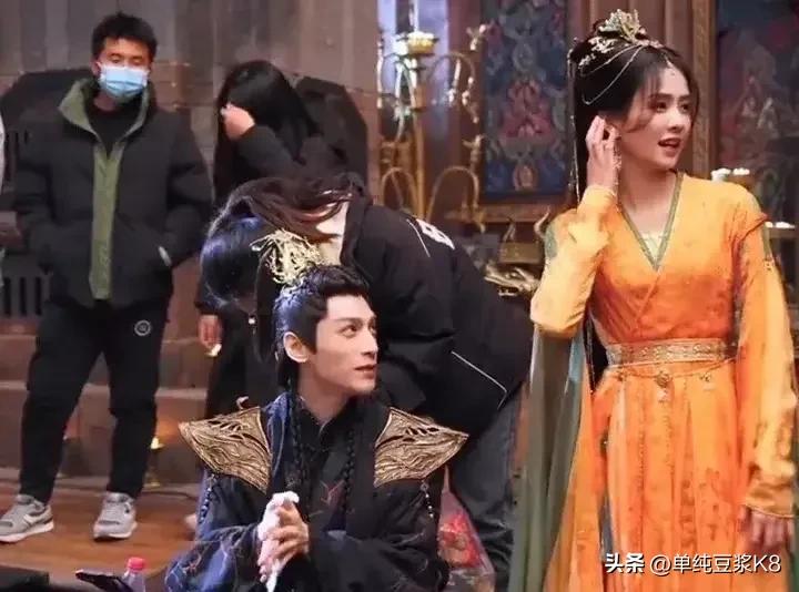 What is the relationship between Bailu and Luo Yunxi? - iNEWS