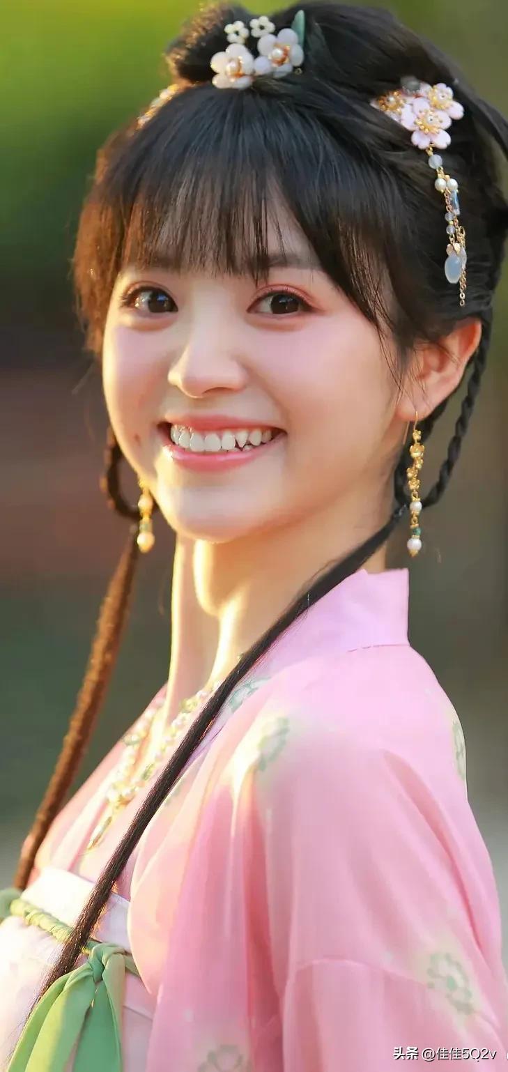 Tian Xiwei's fashion and exquisite photo - iMedia