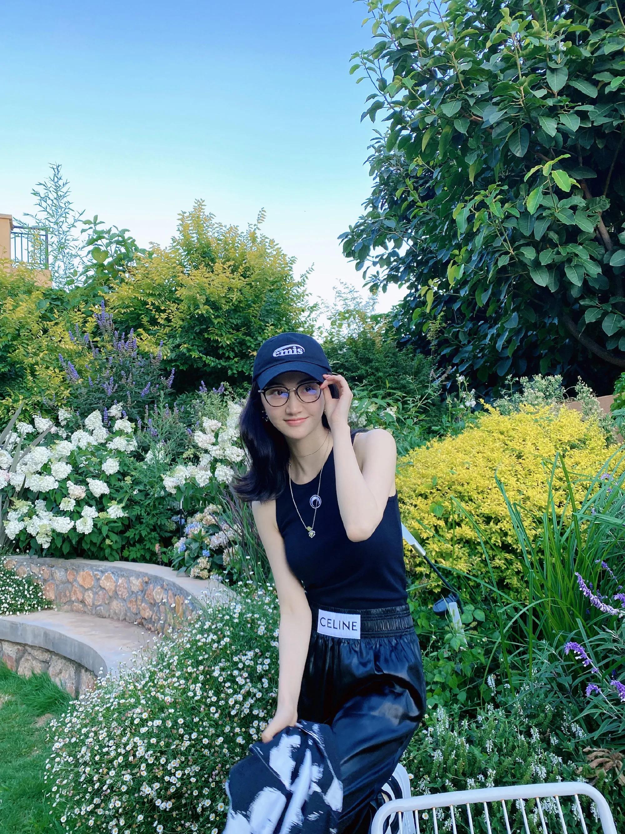 Jing Tian ~ Summer Sweetheart - iNEWS