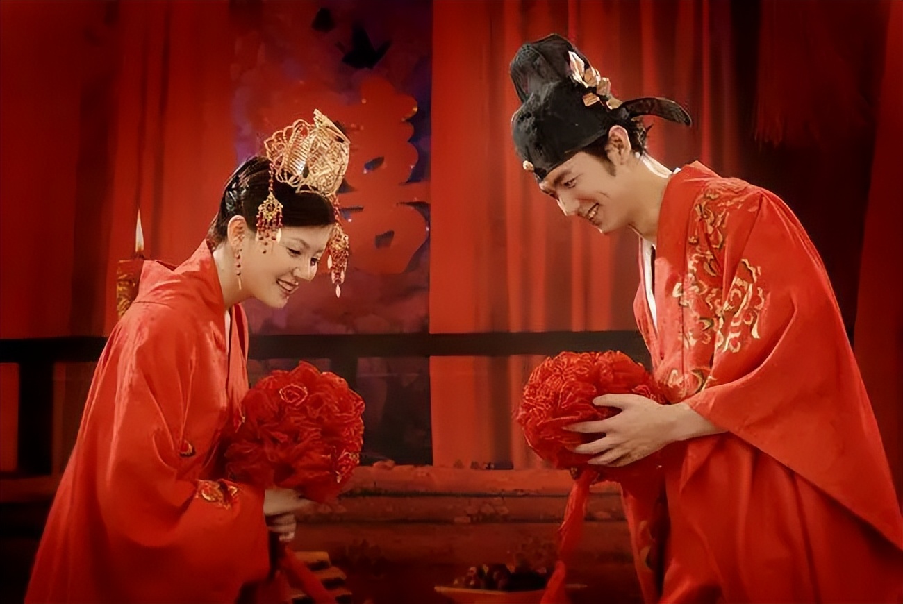 Why is the wedding night of ancient couples called "entering the bridal ...