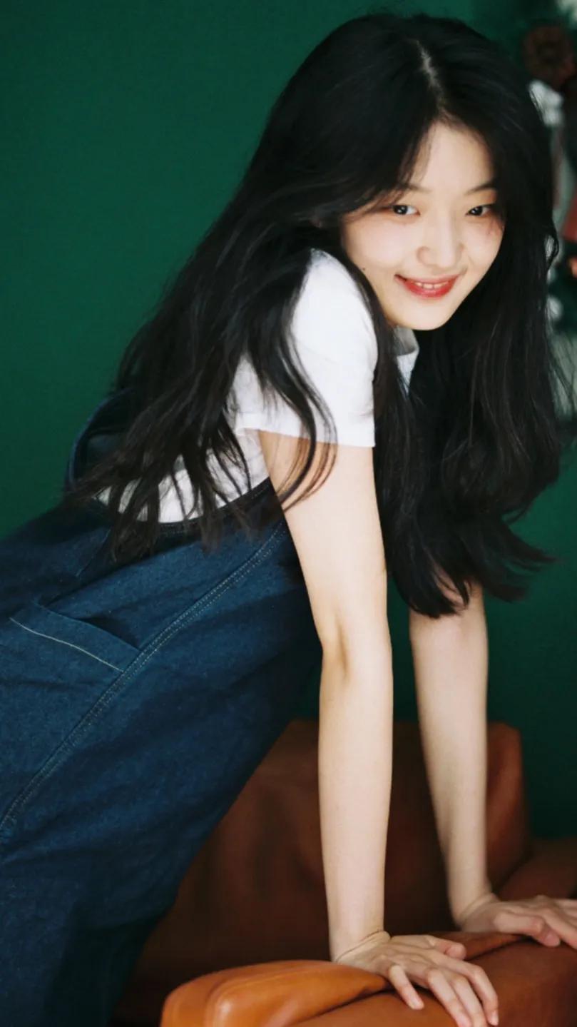 Beauty Wallpaper No. 294 - Sun Qian - iNEWS