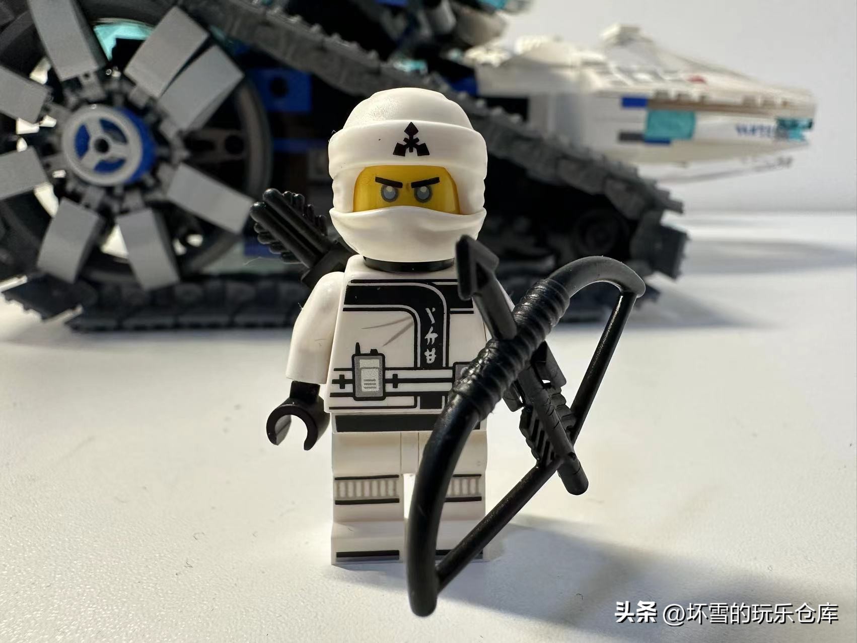 Try LEGO Phantom Ninjago 70616: Ice Tanks! invincible - iNEWS