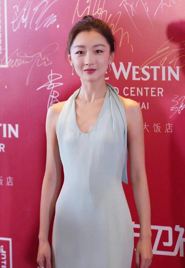 Shanghai International Film Festival "Ming" scene: Hu Ge embraces Wu Lei again, Zhou Dongyu's ...