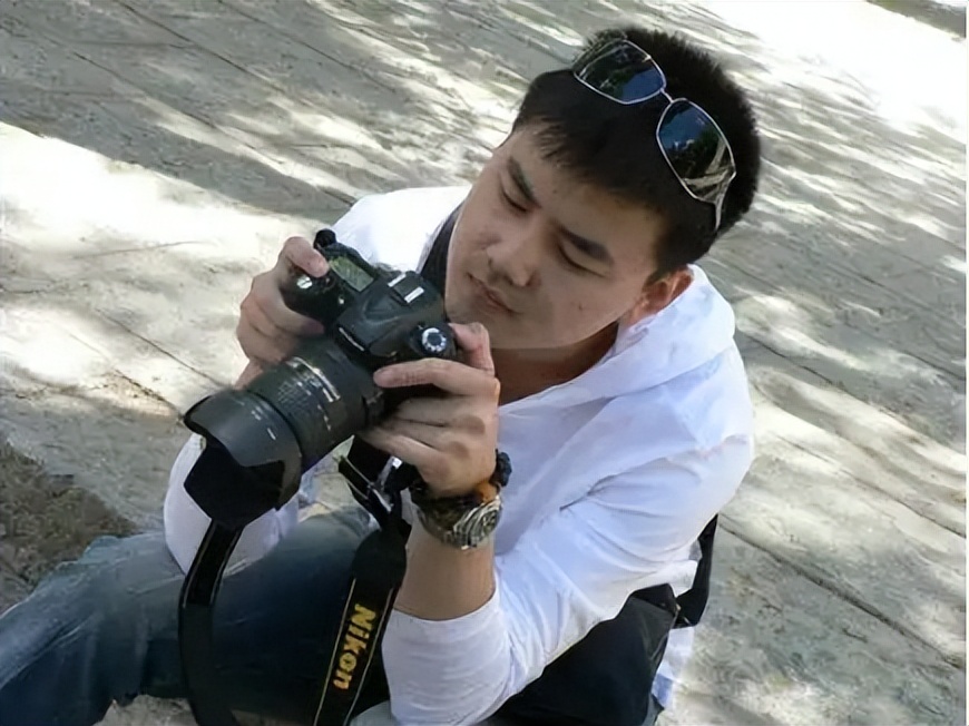 CCTV anchor Yan Yuxin: He is a talented man and a filial son. Marrying a beautiful wife will ...