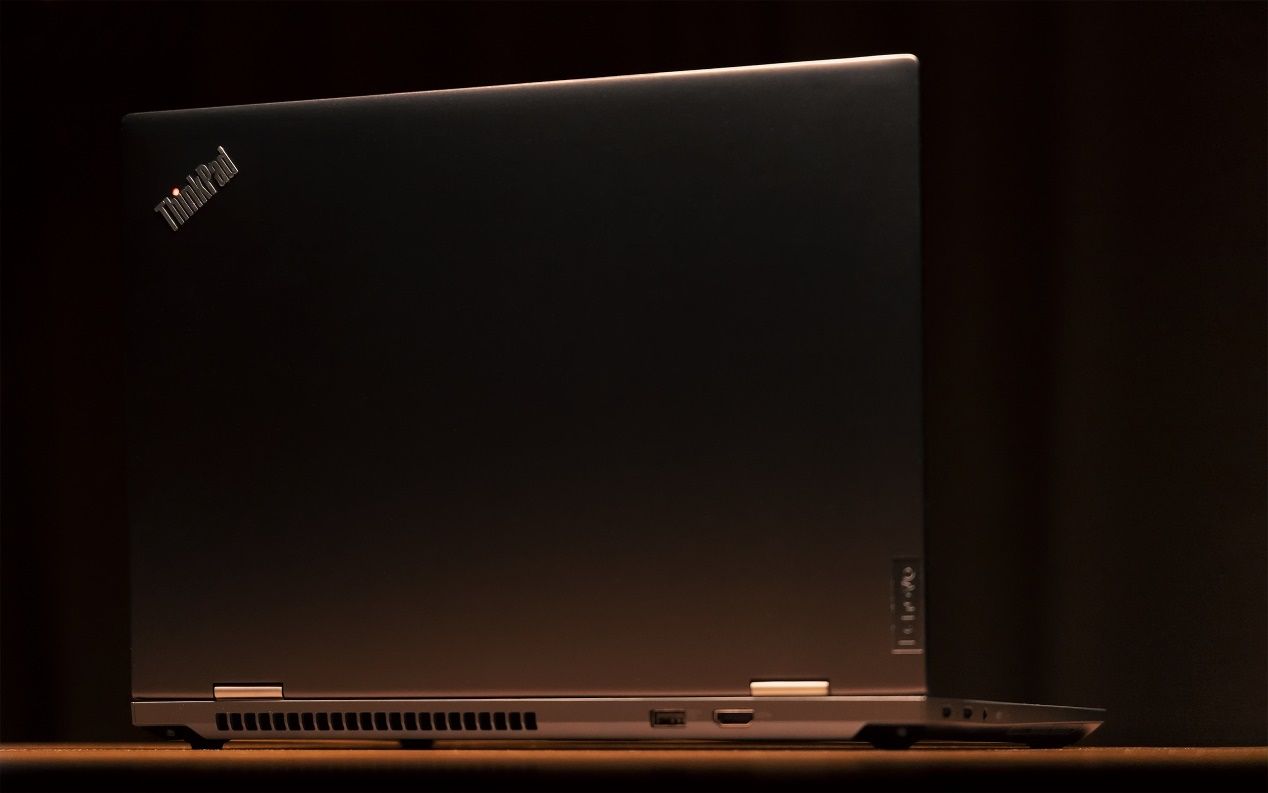 The New Life of Traditional ThinkPads - ThinkPad neo 14 Review - iNEWS