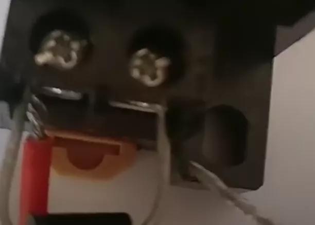 Relays in parallel with diodes can eliminate sparks?What is its ...