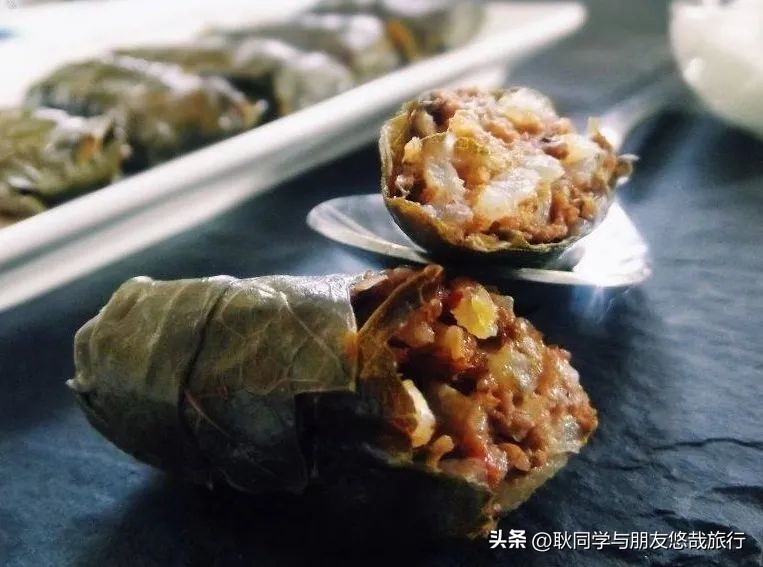 The green and passionate years in the food, the grape leaves wrap the ...