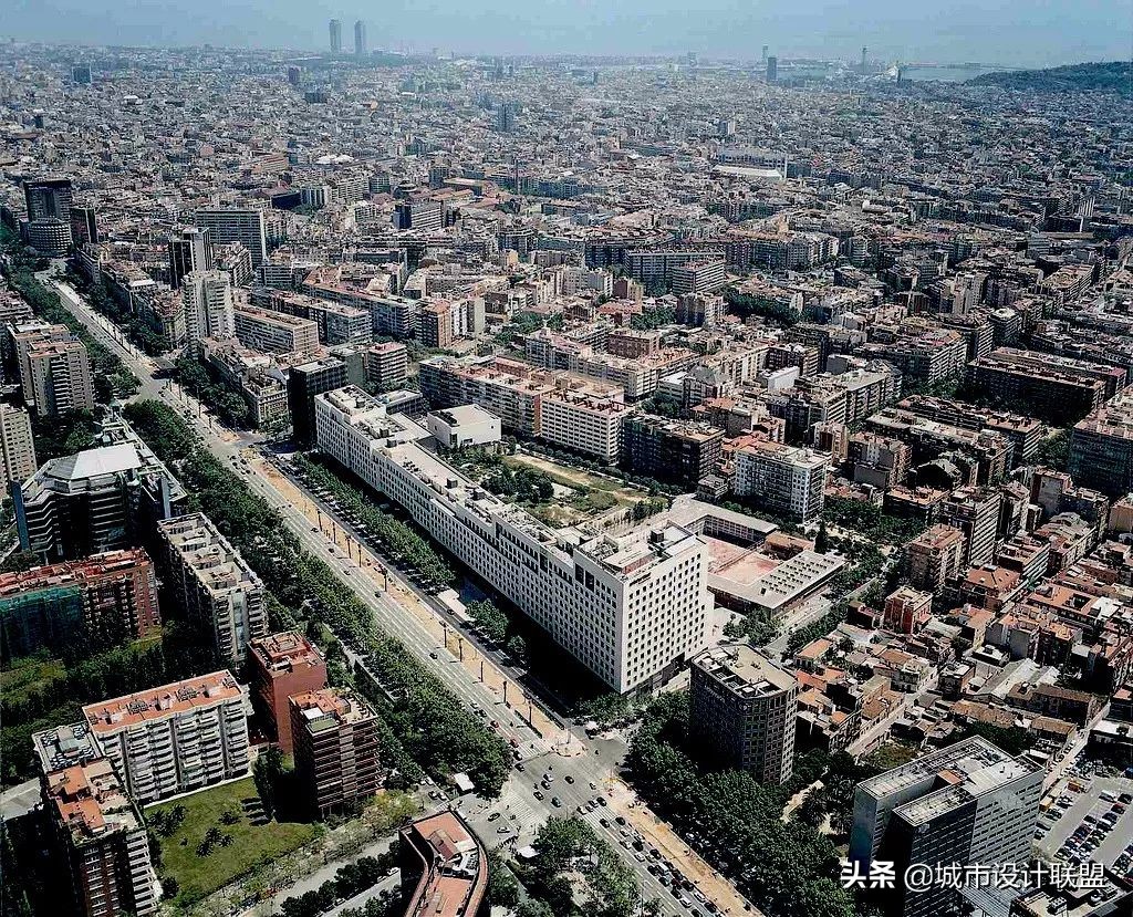 Barcelona, Urban Design at Multiple Scales - iNEWS