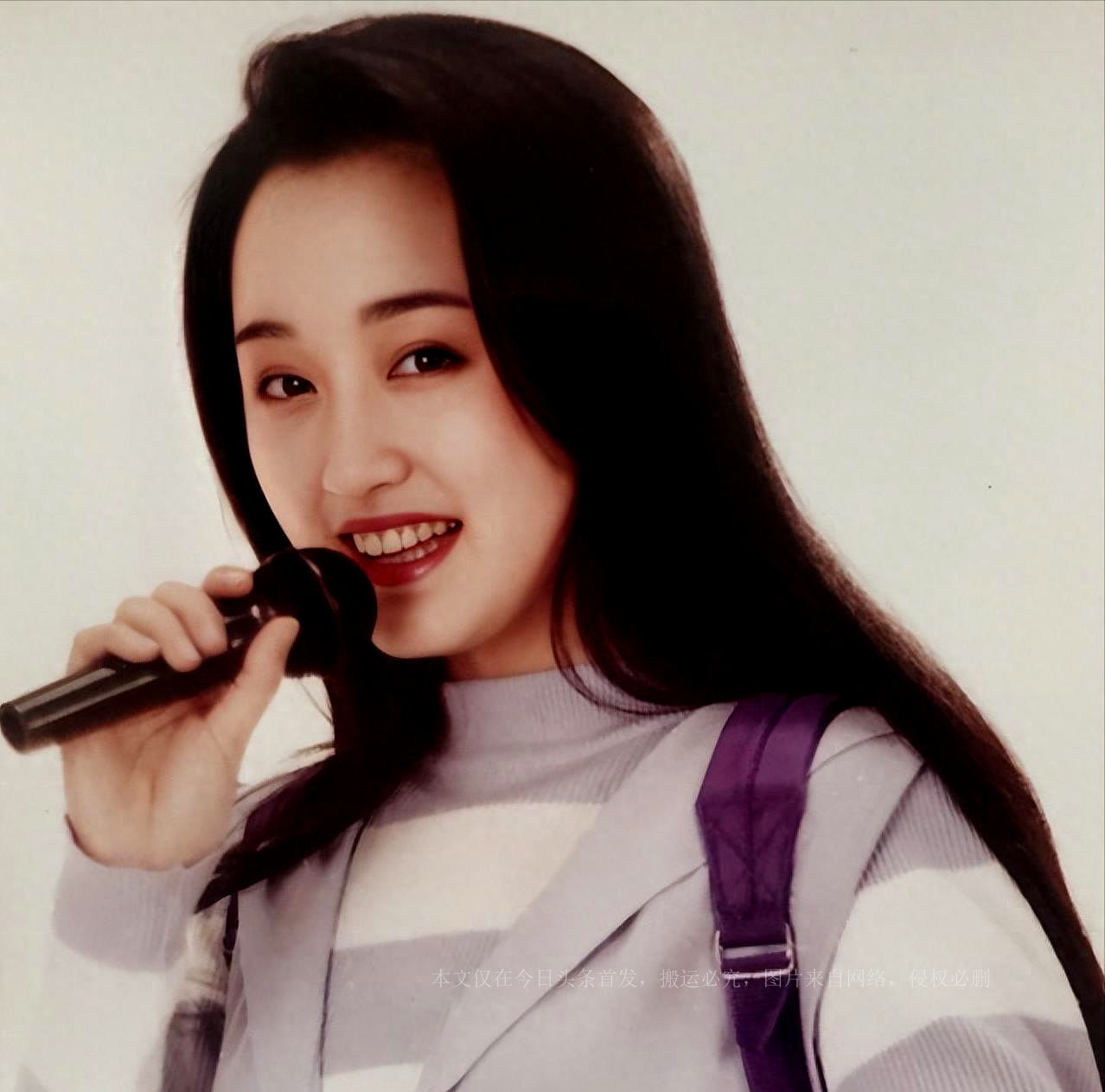 51-year-old Yang Yuying performed at a construction site? The scene is ...