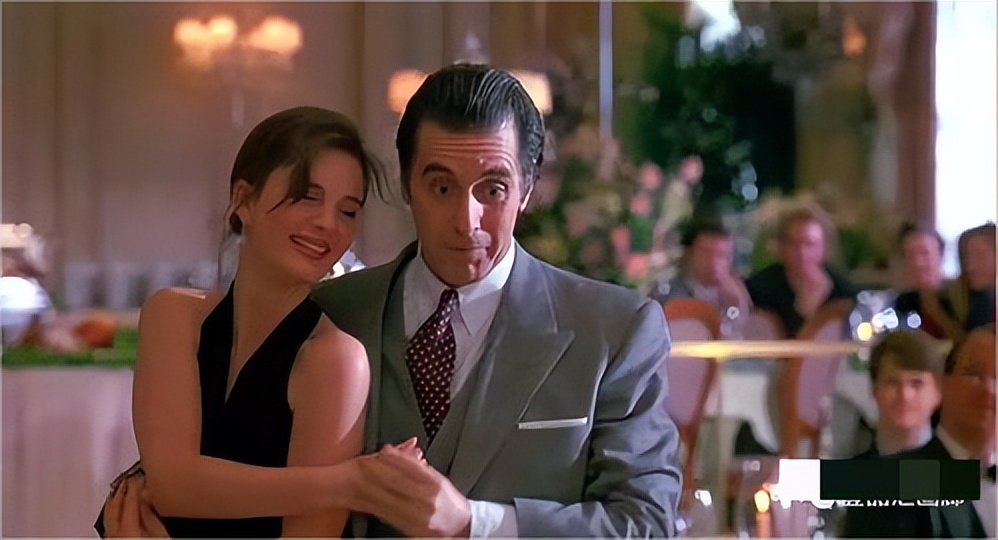 "Scent of a Woman" explores aroma, emotion and self-discovery, and ...