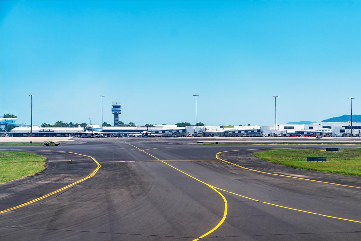 What is the standard runway radius used in the aviation industry? - iNEWS