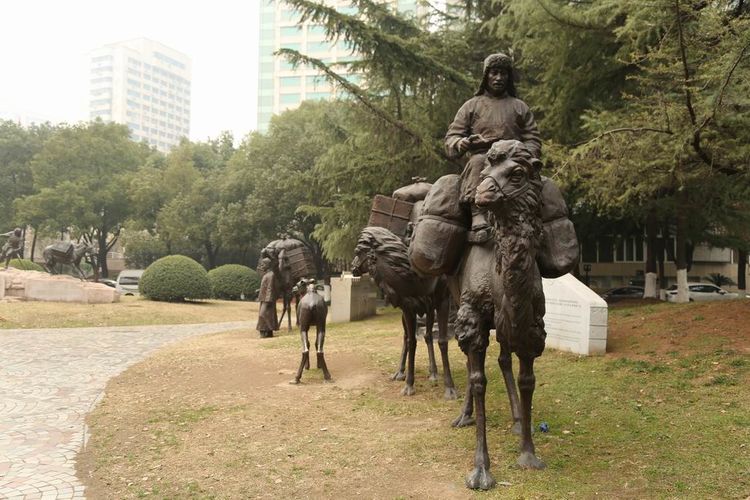 Wanli Tea Ceremony Begins in Hankou: Sculpture Recalls "The Ancient Tea ...