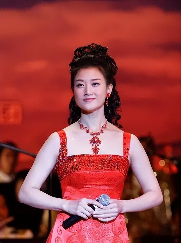 The famous singer Ye Fan passed away: It only took 16 days from illness ...