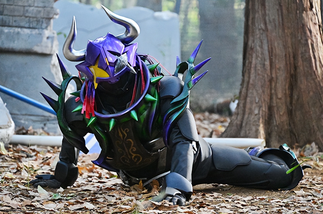 Kamen Rider Tyrant Bull Evil Demon Form Setting Open to the Public - iNEWS