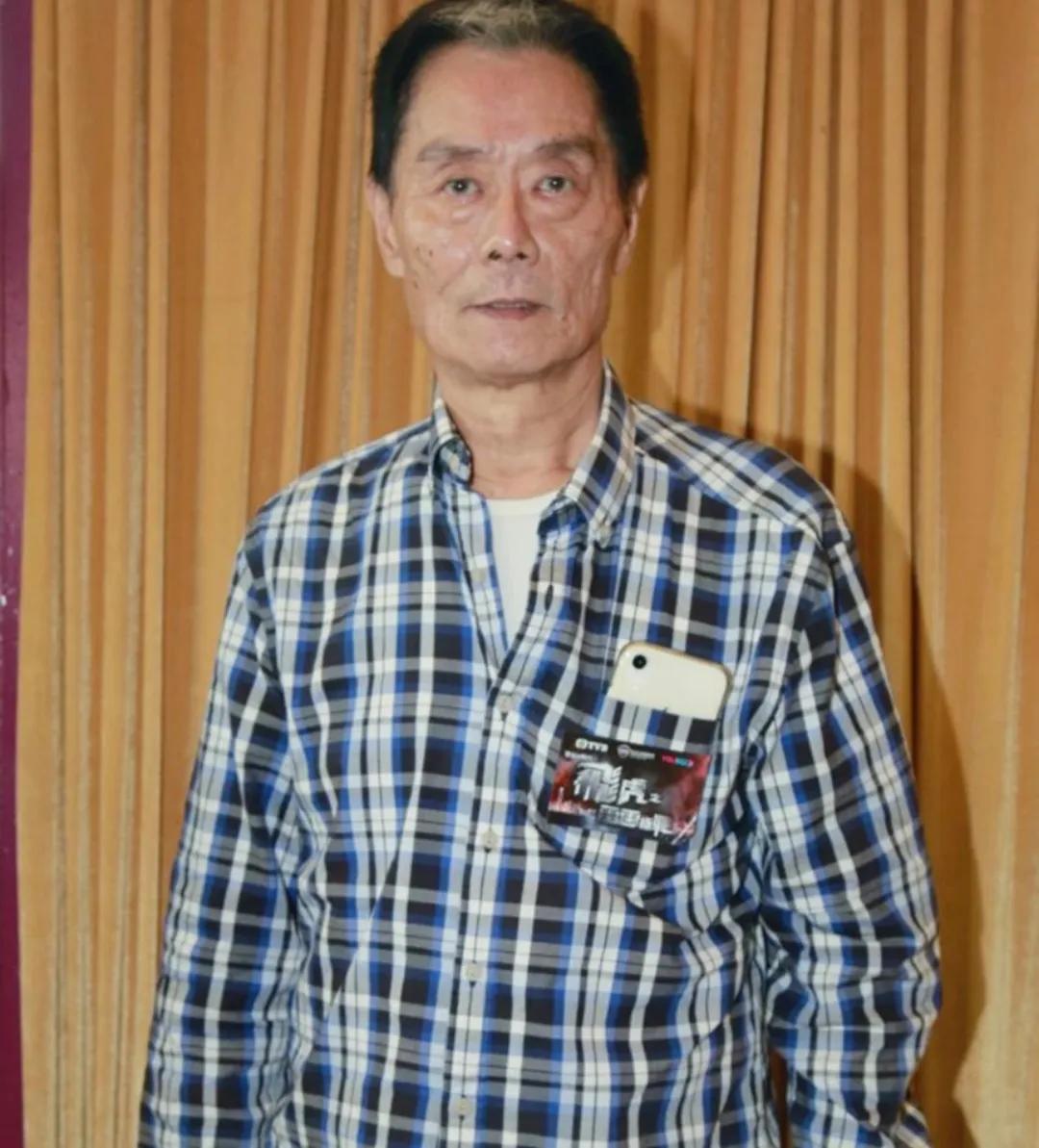 Xu Zhongxin, a well-known old drama player, passed away. He often ...