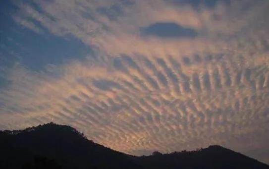 The most terrifying earthquake cloud in the world of Du Ge, can this ...