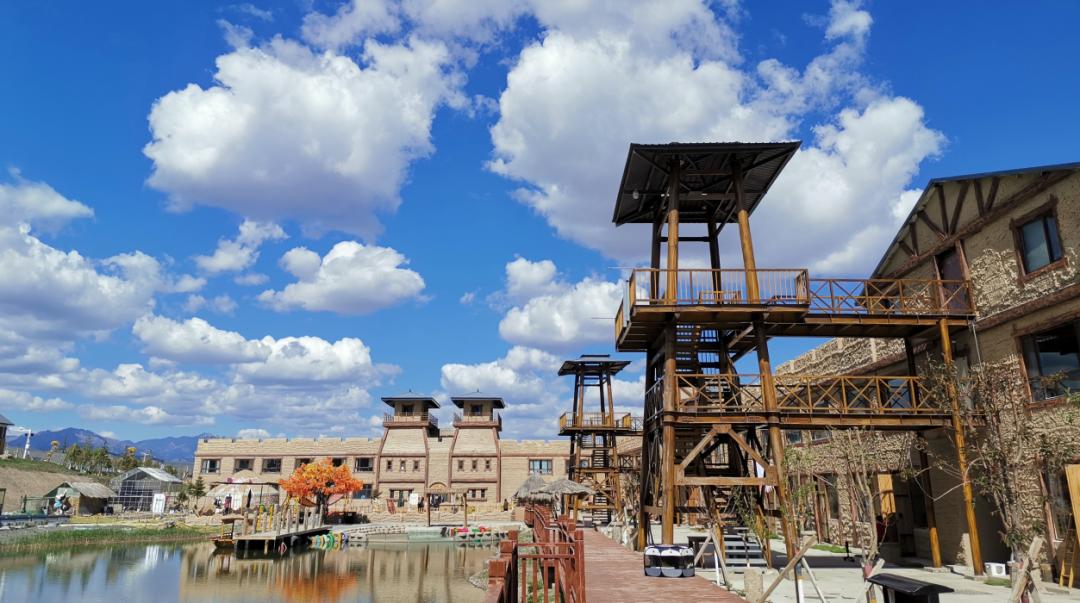 Enjoy the leisure time in summer and experience the beauty of Urumqi ...