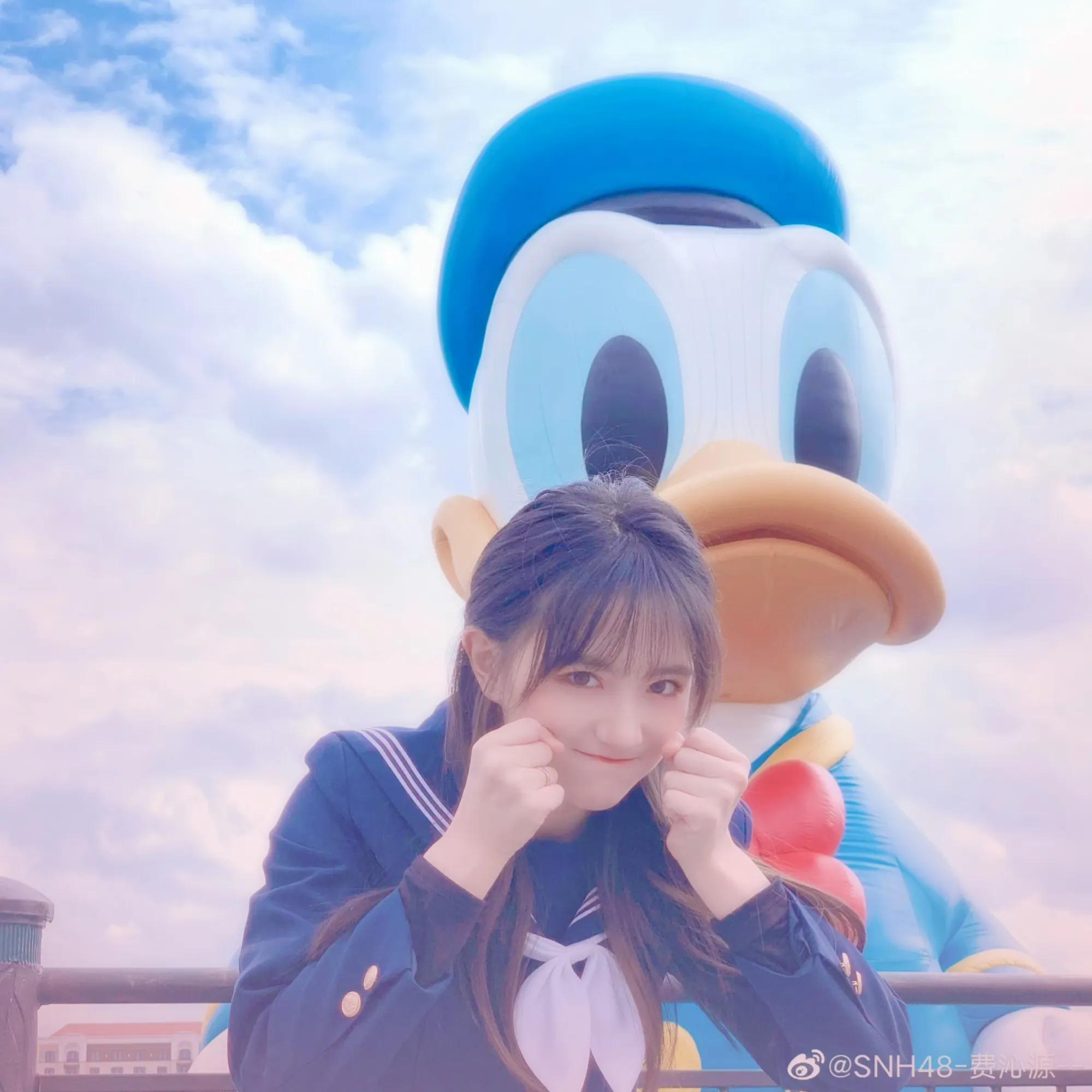 Cute Disney Princess Fei Qinyuan - iNEWS