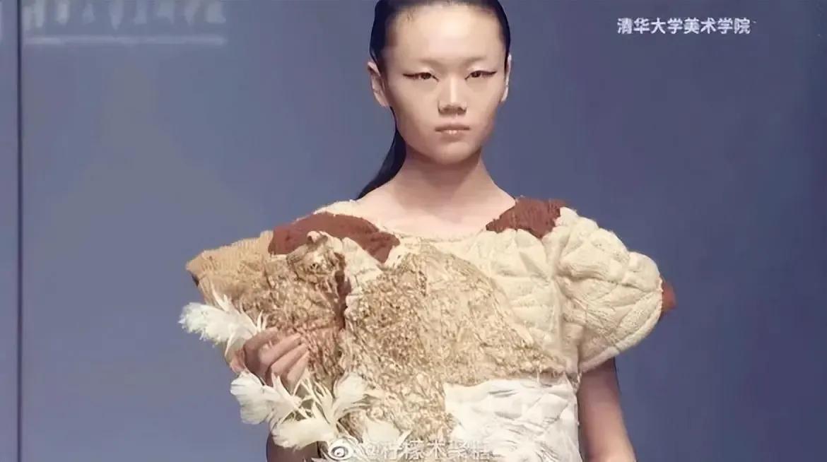 Those who advocate abnormal aesthetics, take a look at Liu Yifei on ...